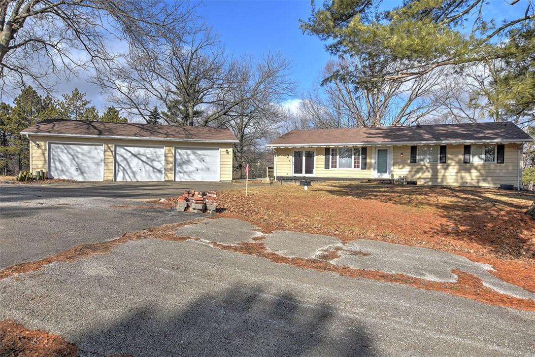 1862 South Shores Drive, Decatur, IL 62521