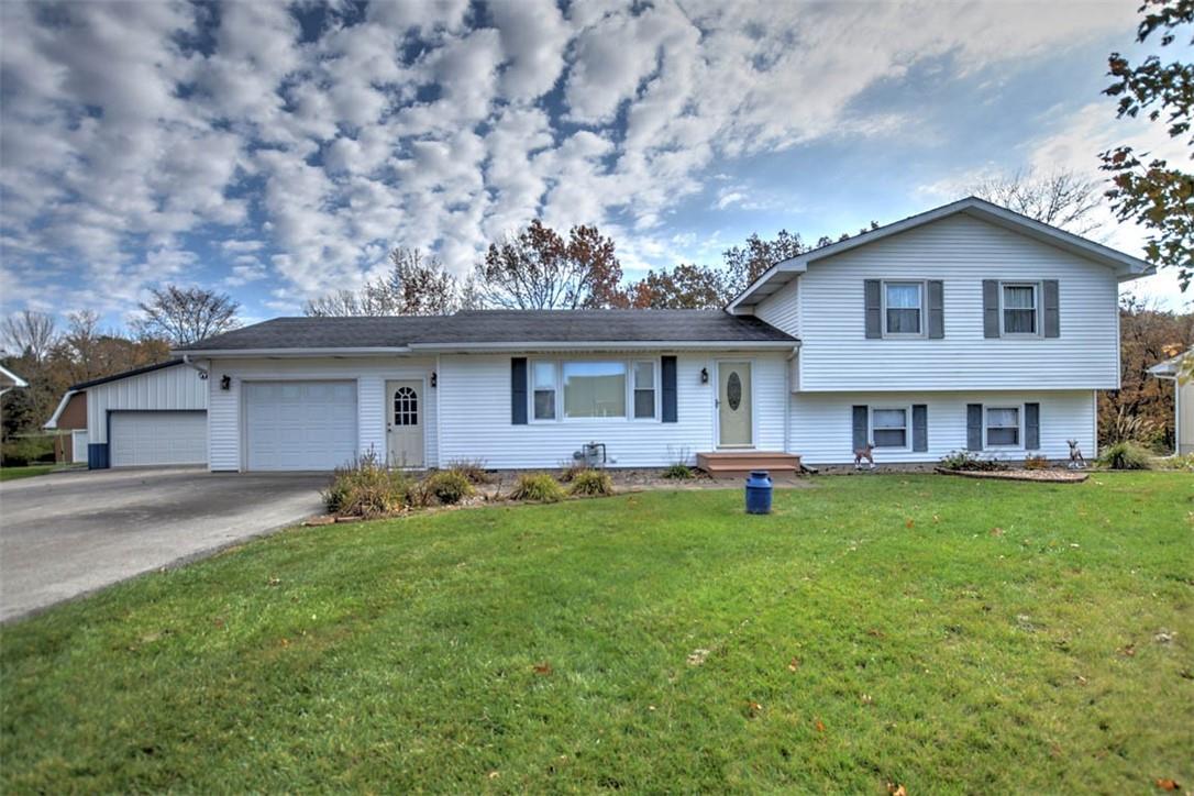 5354 White Oak Court, Oreana, IL 62554