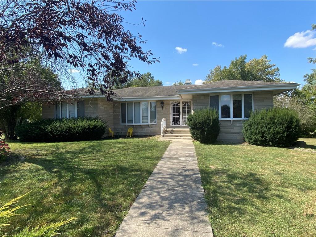 103 Woodlawn Drive, Chrisman, IL 61924