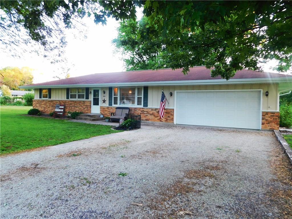 305 S Chestnut Street, Strasburg, IL 62465