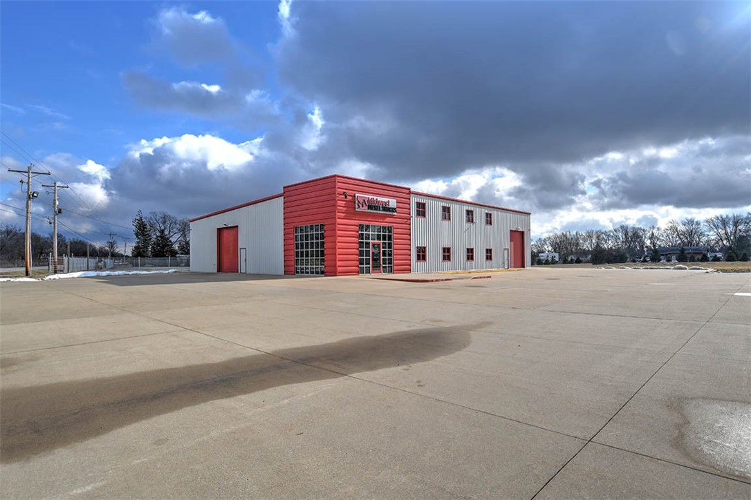 5675 Us Route 36, Decatur, IL 62521