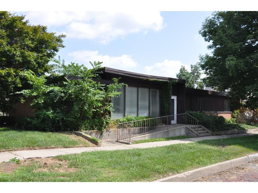 469 W Wood Street, Decatur, IL 62522