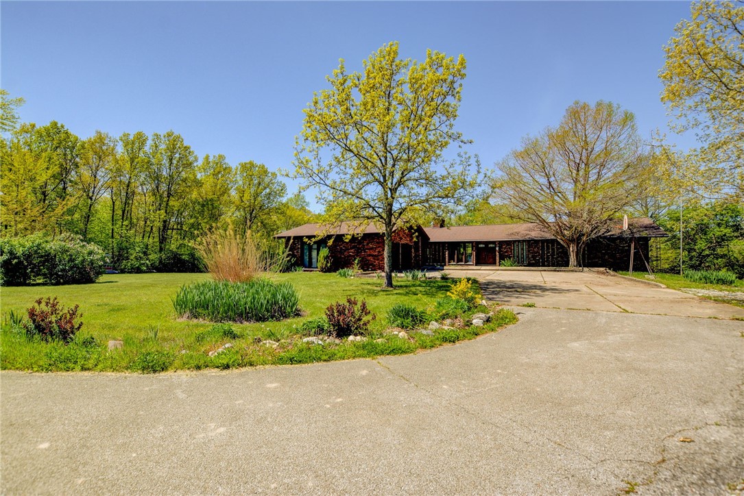 7002 W Cantrell Street, Decatur, IL 62522