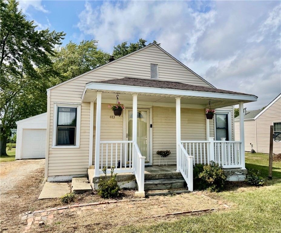 483 S Main Street, Warrensburg, IL 62573