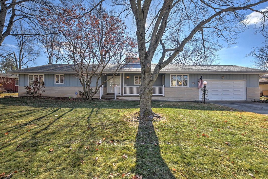 2525 W Macon Street, Decatur, IL 62522