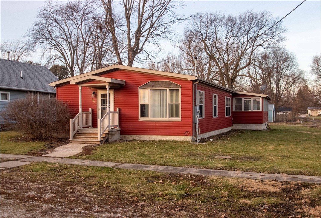 205 E Clark Street, Sidell, IL 61876