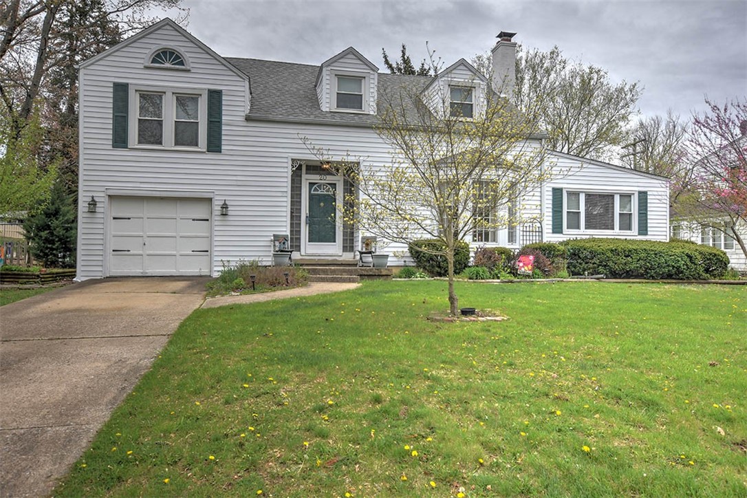 20 Edgewood Court, Decatur, IL 62522