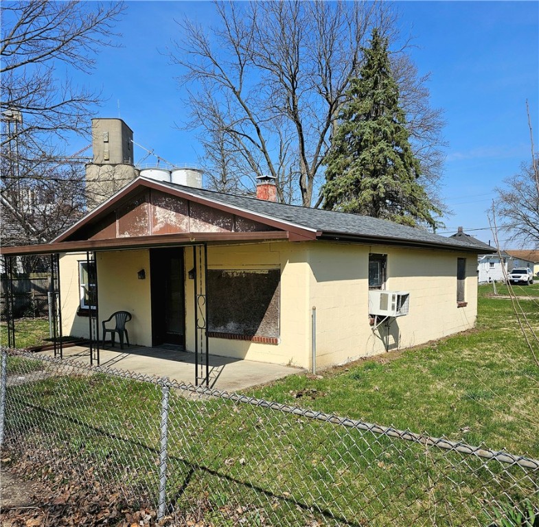 103 Harrison Street, Catlin, IL 61817