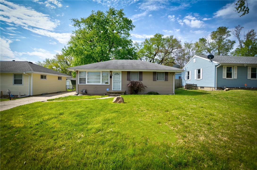 2407 E Wood Street, Decatur, IL 62521