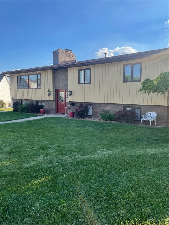 2411 E Ivy Lane, Decatur, IL 62521