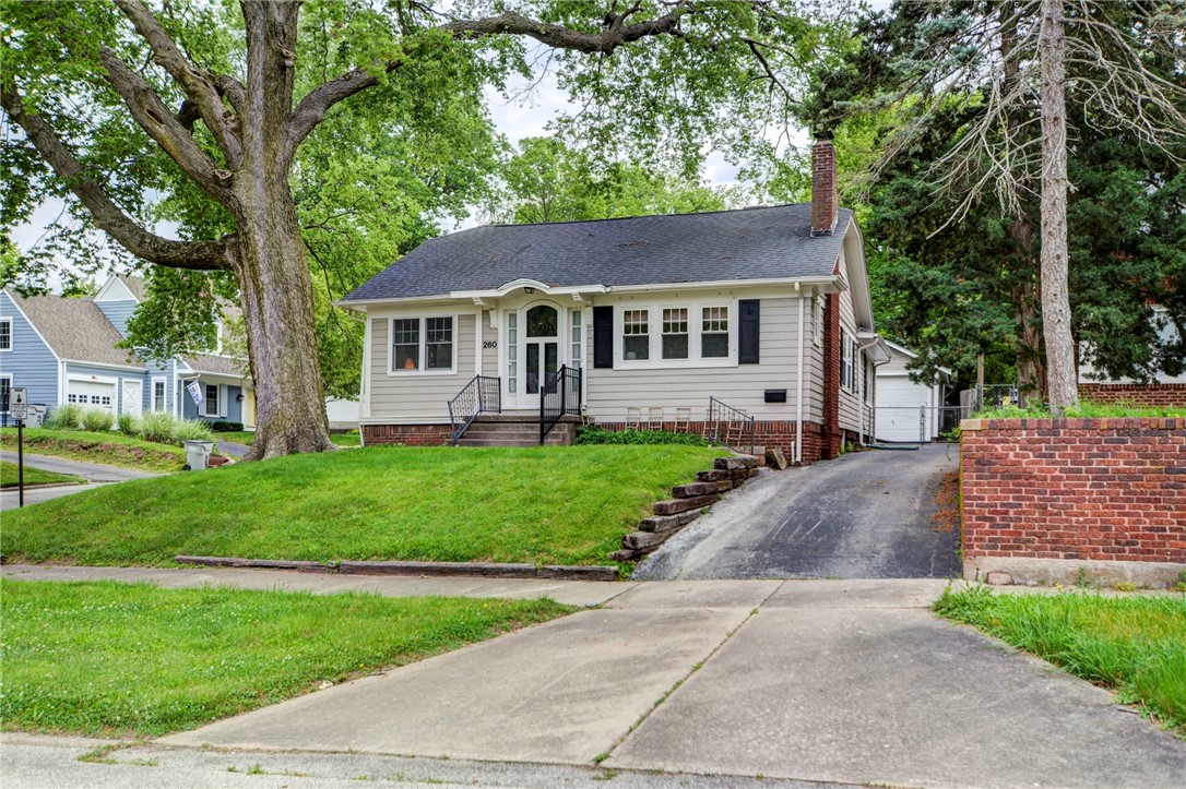 260 N Oakdale Boulevard, Decatur, IL 62522