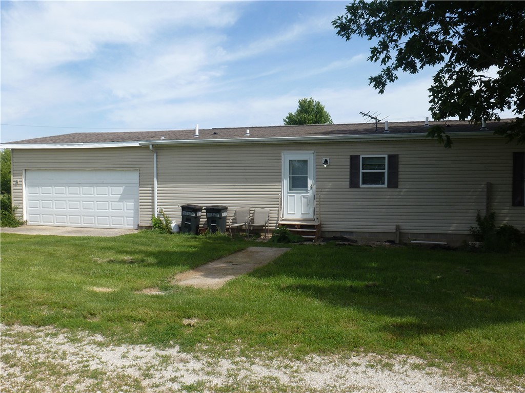 25442 2050 East Road, Bismarck, IL 61814