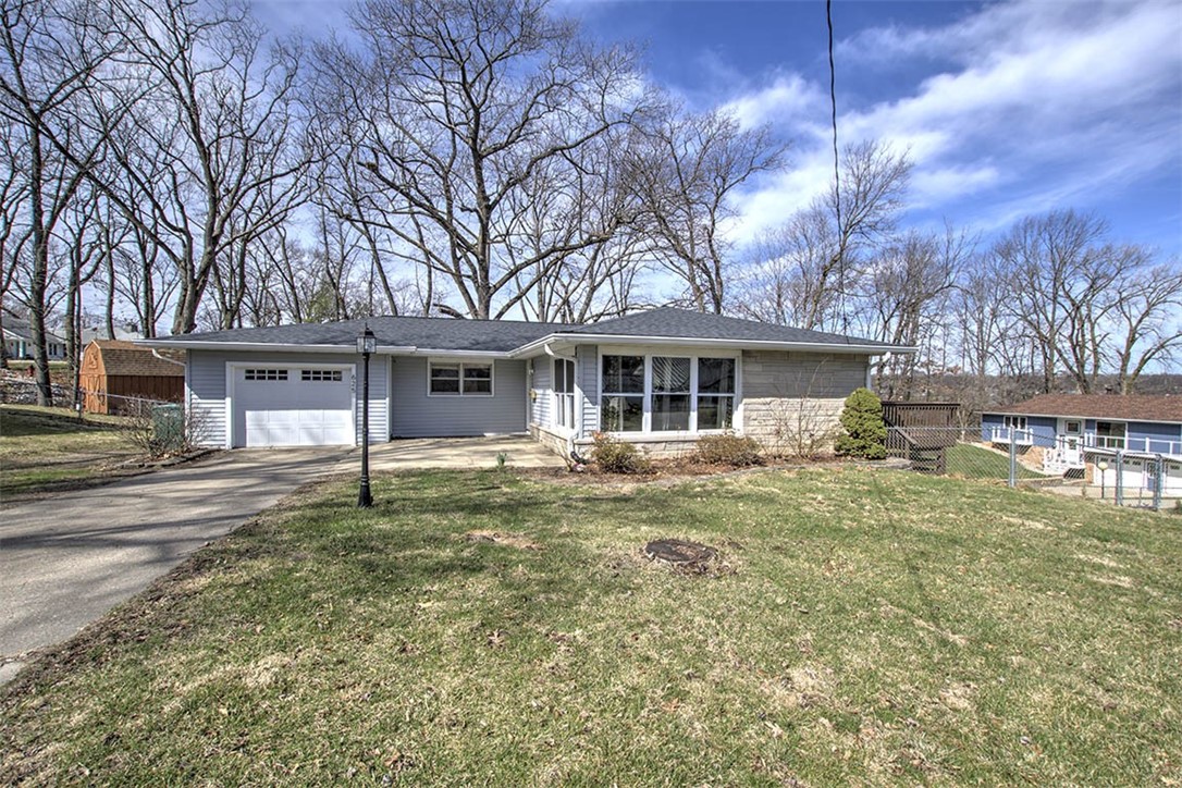 625 Davis Court, Decatur, IL 62521