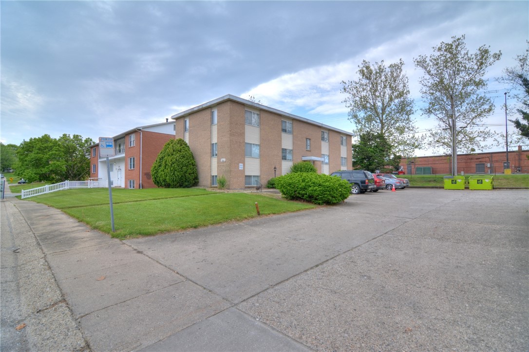 253 E Christine Drive, Decatur, IL 62526