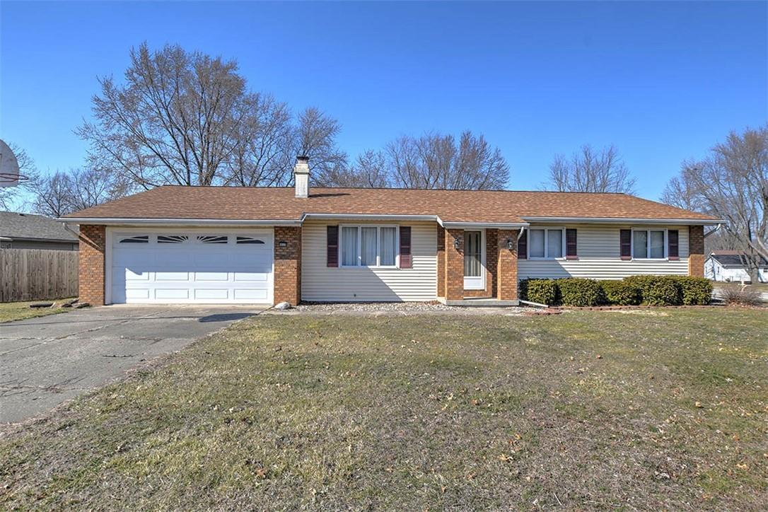 4630 E Willowbrook Lane, Decatur, IL 62521