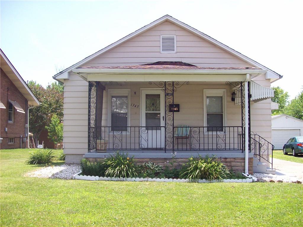 1345 E Wood Street, Decatur, IL 62521