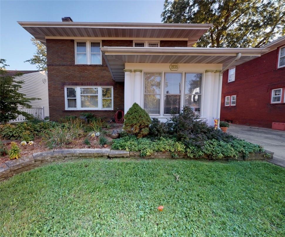 1935 W Wood Street, Decatur, IL 62522