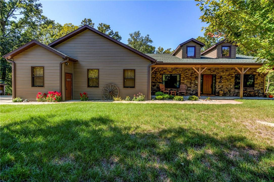 12 E Okaw Estates, Lovington, IL 61937