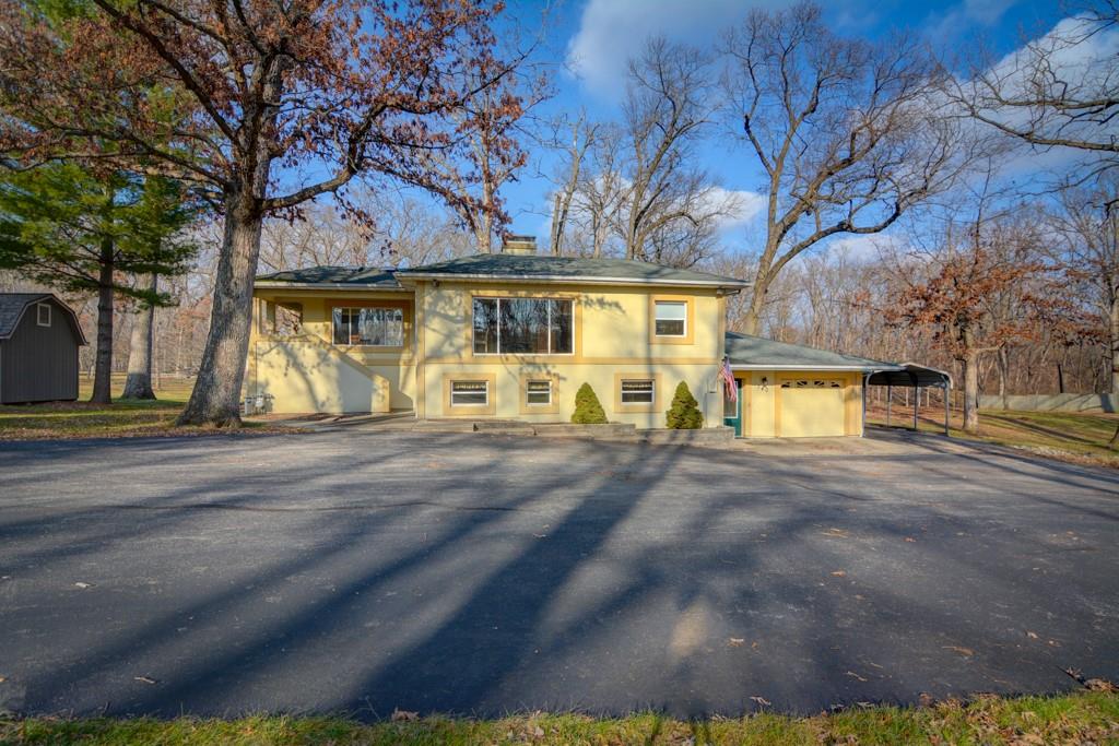 740 E Grove Road, Decatur, IL 62521