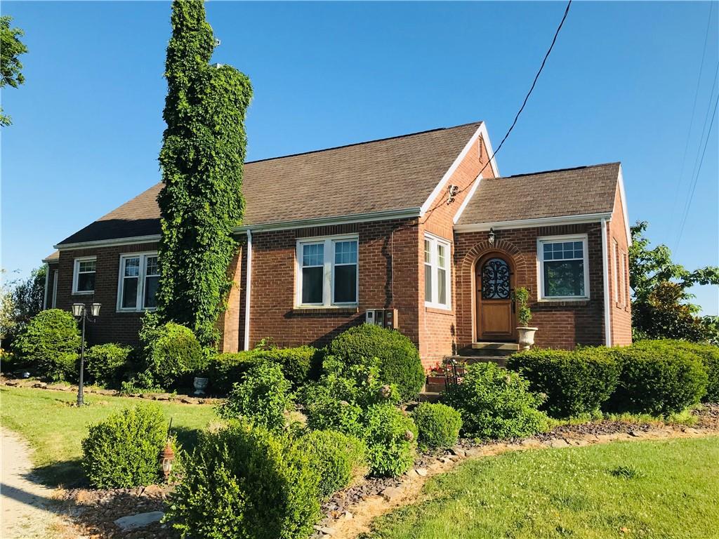 328 State Highway 32, Stewardson, IL 62463