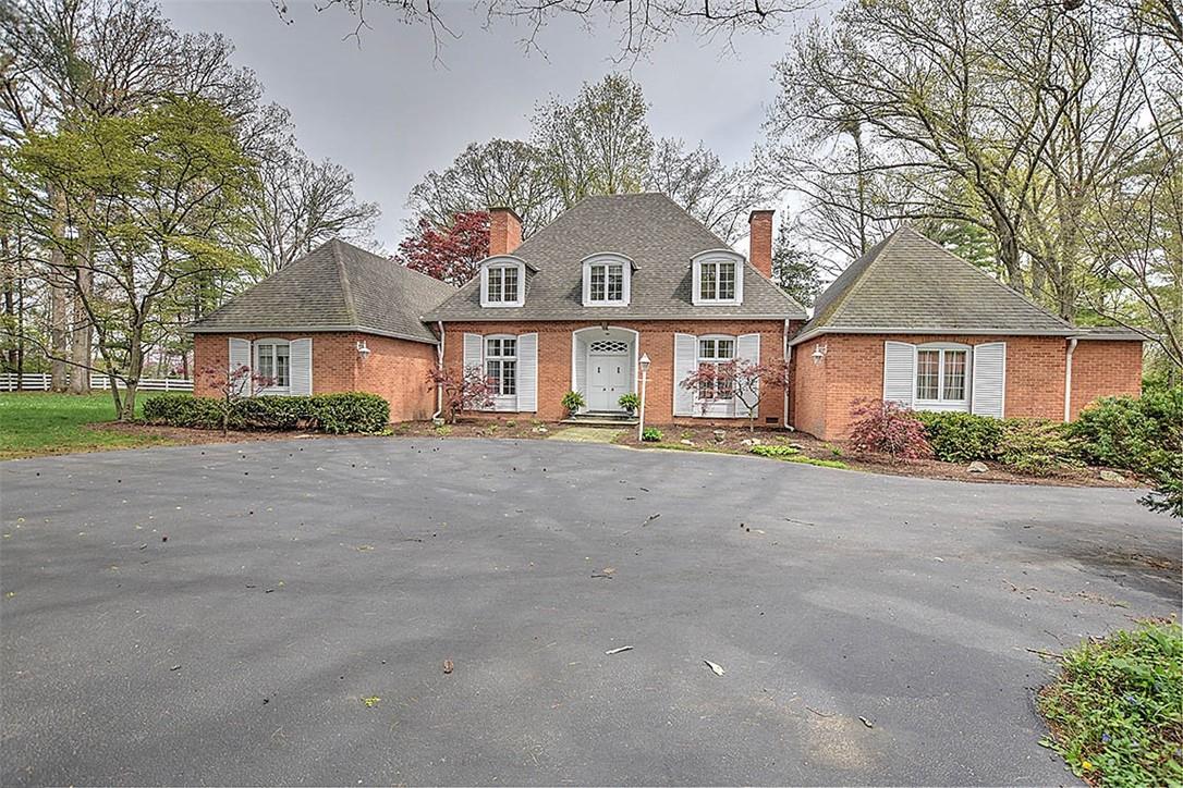 82 N Country Club Road, Decatur, IL 62521