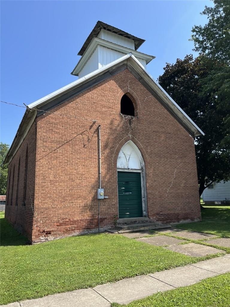210 E Main Street, Stewardson, IL 62463