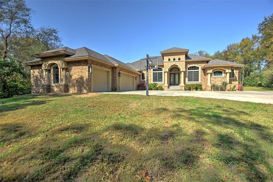 6362 Autumn Ridge, Decatur, IL 62521